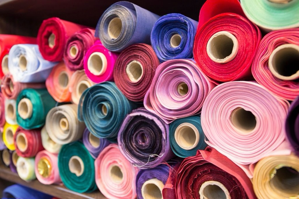 Athleisure Trend 2026 | Color, Fabric & Silhouette Forecast ...